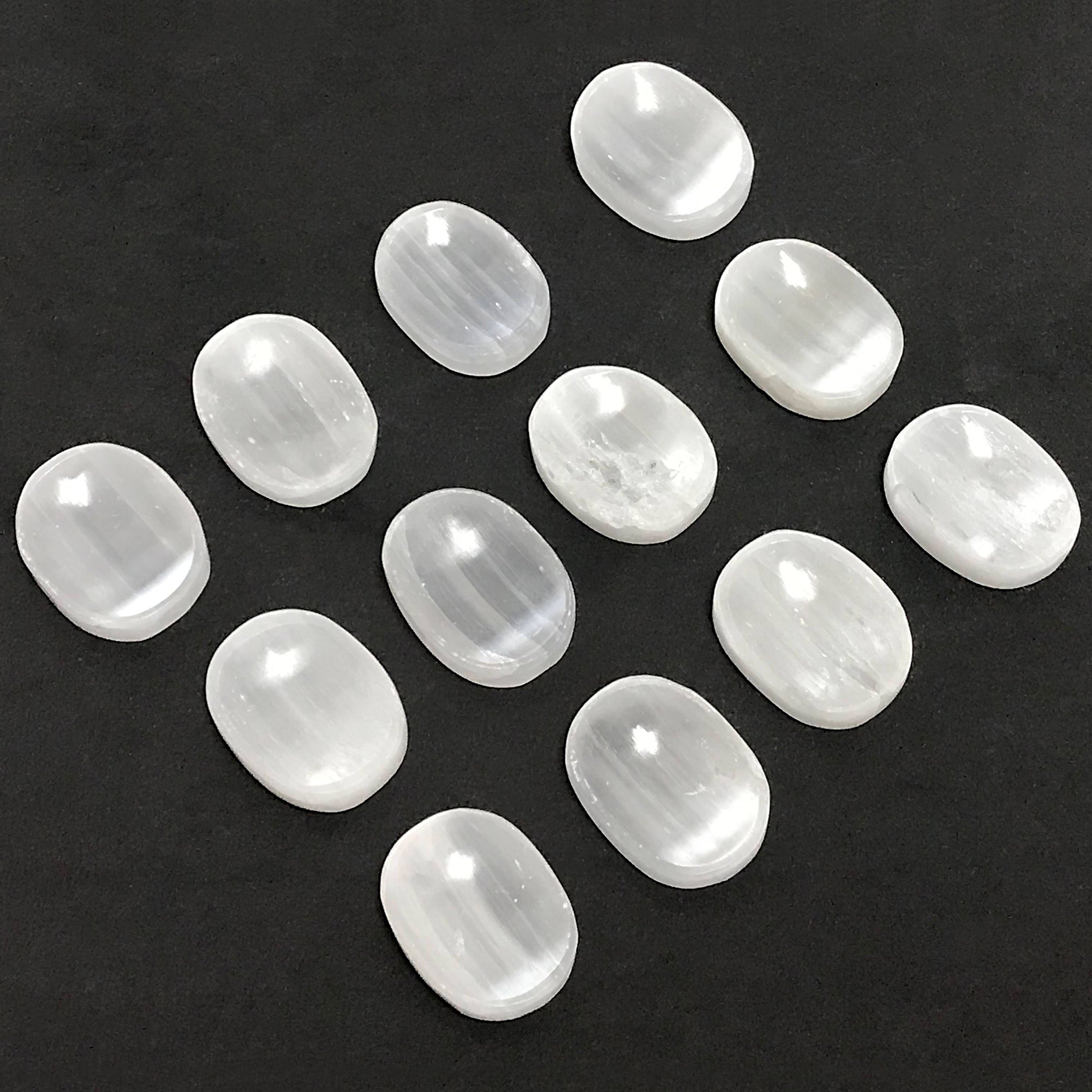 Crystal Worry Stones | Your Pocket-Sized Comfort Companion – Gem Avenue