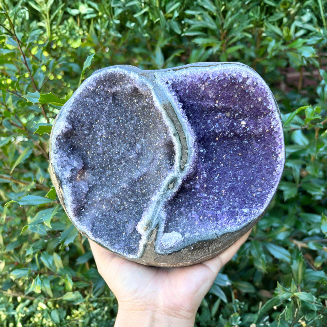 Geodes | Unique Crystal Geode Rocks – Gem Avenue