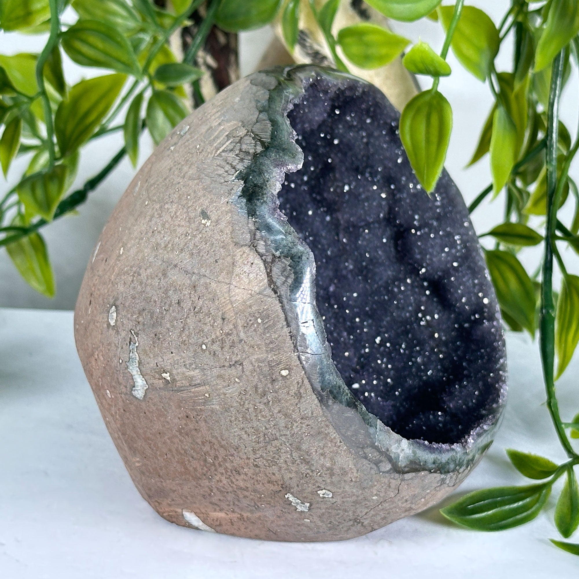 Geodes | Unique Crystal Geode Rocks – Gem Avenue